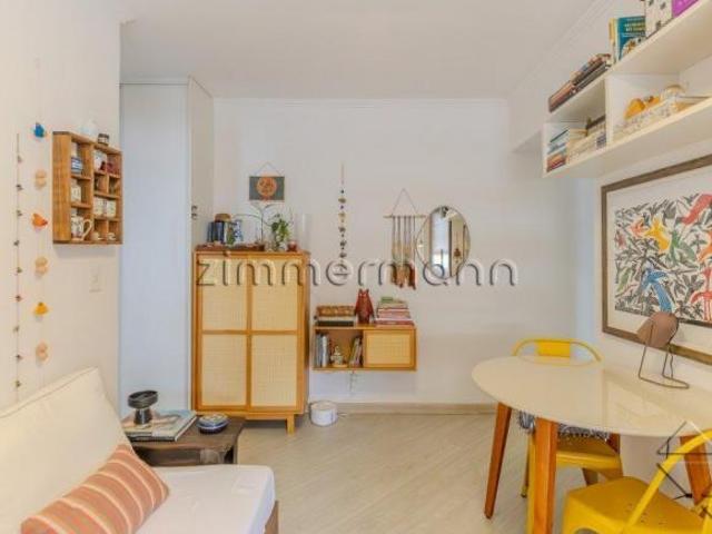 APARTAMENTO, PINHEIROS, 1 DORMITÓRIO, 1 VAGA