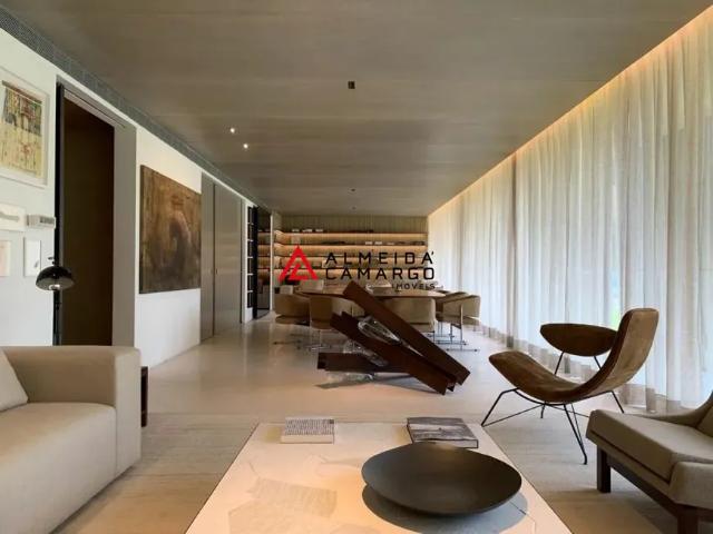 Apartamento Pinheiros 232m² 3 dormitórios 3 suítes 3 vagas
