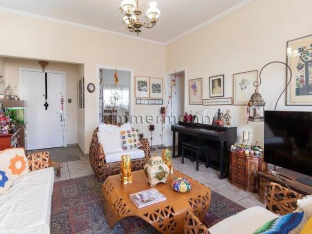 APARTAMENTO PINHEIROS 2 DORMITÓRIOS