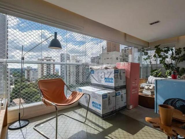Apartamento Pinheiros 2 Dormitórios 84m²