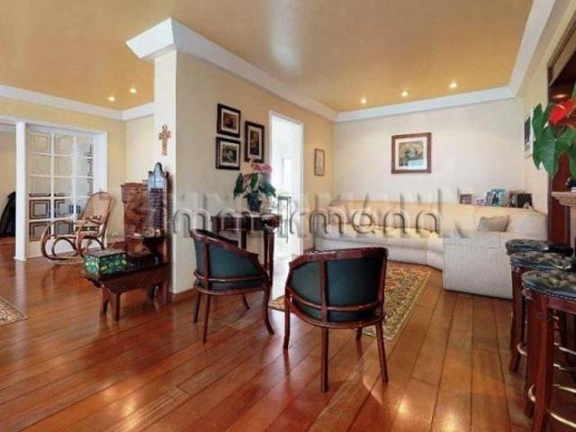 APARTAMENTO PINHEIROS 4 DORMITÓRIOS