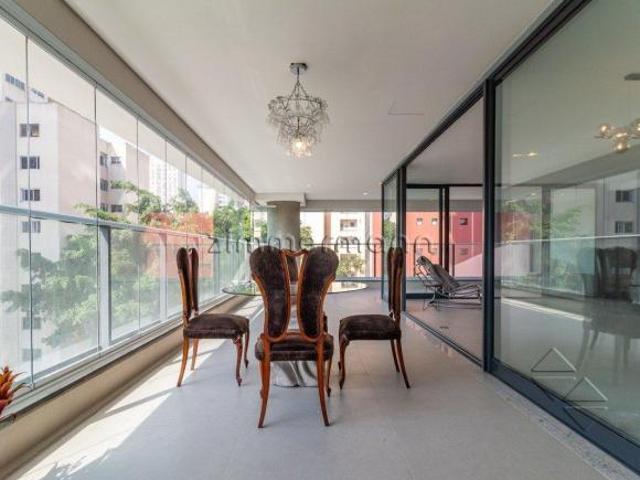 APARTAMENTO PINHEIROS 4 SUITES 3 VAGAS