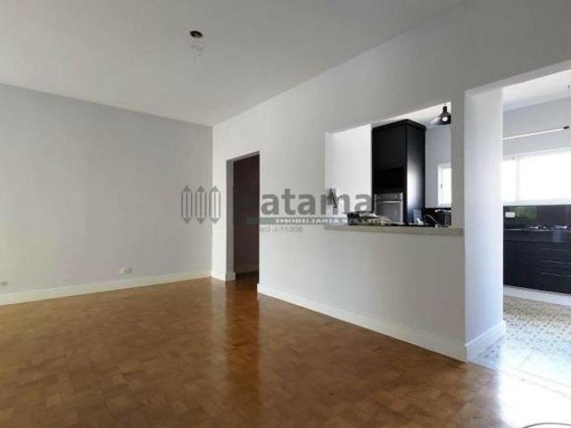 Apartamento Pinheiros reformado proximo ao metrô Fradique