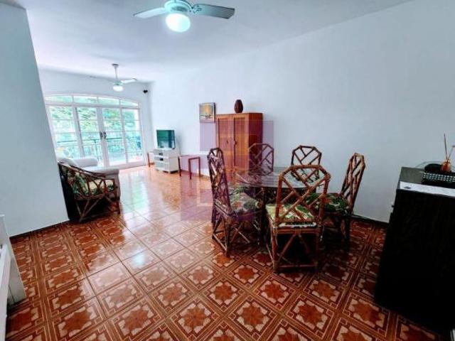 Apartamento Pitangueiras 1 quadra da praia R$ 410 mil
