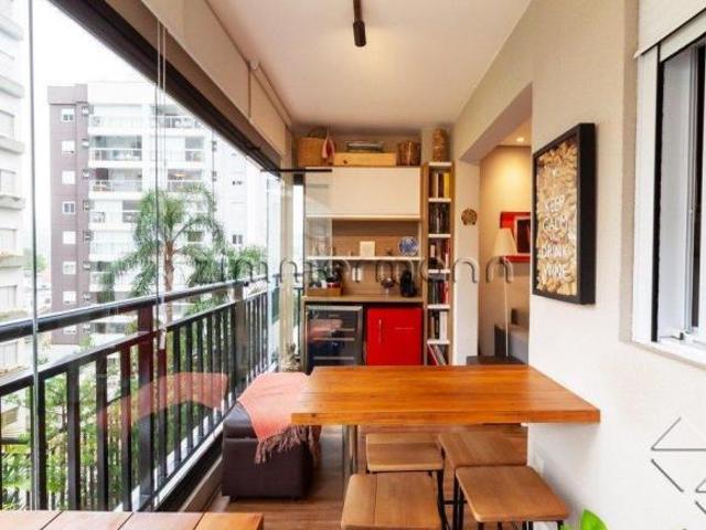 APARTAMENTO POMPÉIA 3 DORMITÓRIOS 2 VAGAS