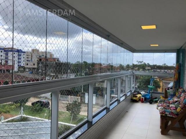 Apartamento porteira fechada a 100 metros da praia do Maitinga Bertioga