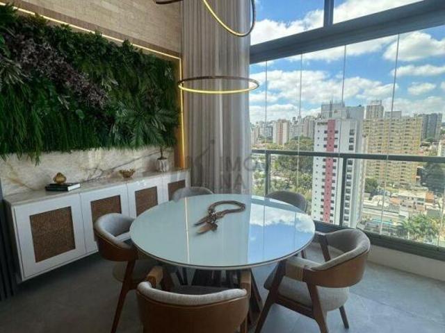 Apartamento porteira fechada a venda com 2 suítes na Vila Mariana
