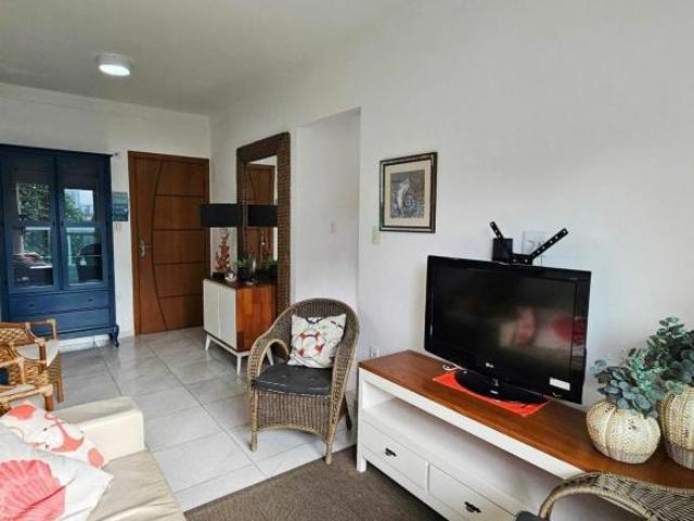 Apartamento PORTEIRA FECHADA com 2 dormitórios à venda, 63 m² por R$ 470.000 Canto do Forte Prai