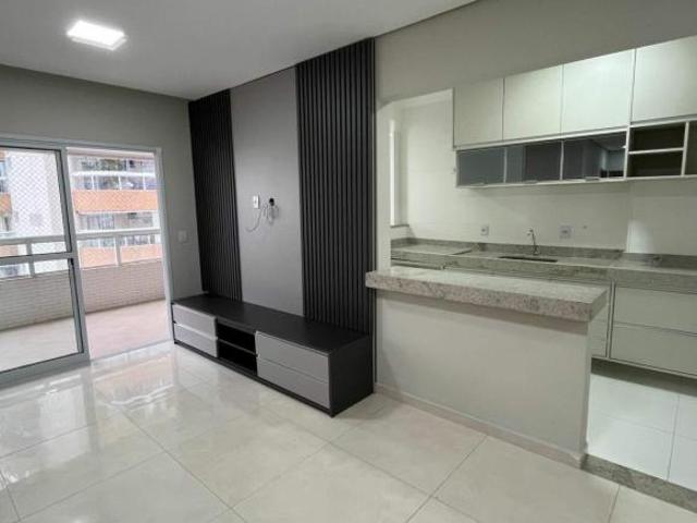 Apartamento PORTEIRA FECHADA com 2 dormitórios à venda, 90 m² por R$ 780.000 Boqueirão Praia Gra