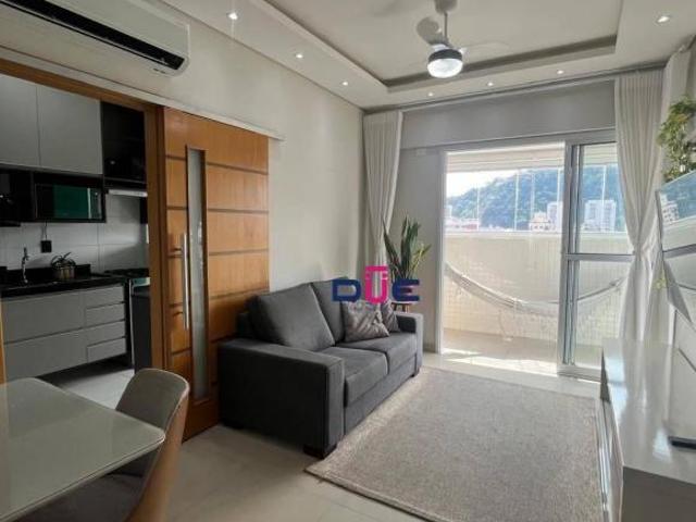 Apartamento porteira fechada com 2 suítes, terraço e 2 vagas em Santos