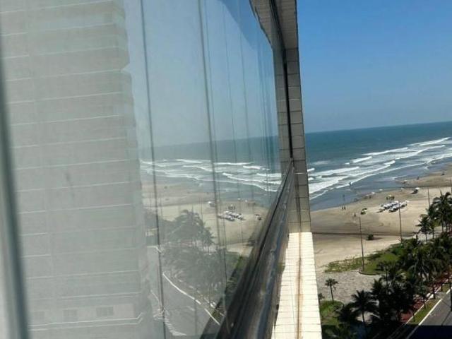 Apartamento Porteira Fechada Com Vista Mar na Região da Vila Caiçara!