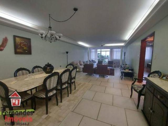 Apartamento Porteira fechada frente mar com 3 dormitórios mais dependência à venda, 205 m² por R$ 2