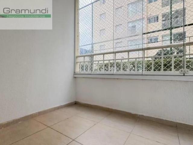 Apartamento Planejado e com Varanda Envidraçada – Próximo ao Metrô Vila Maria.
