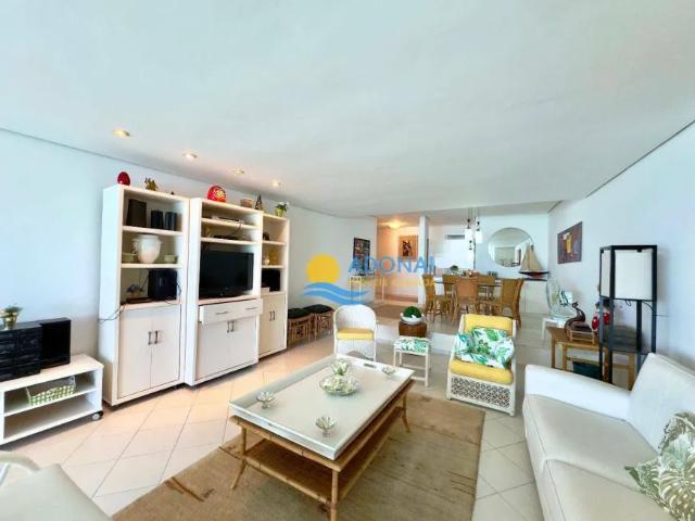 Apartamento próximo à praia com vista — Pitangueiras — Guarujá