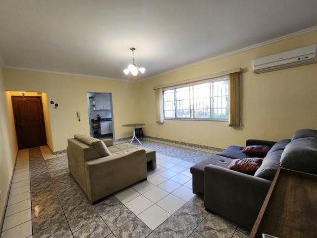 Apartamento próximo à praia 3 dormitórios — Enseada — Guarujá