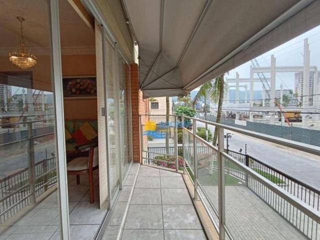 Apartamento próximo à praia 3 dormitórios — Enseada — Guarujá