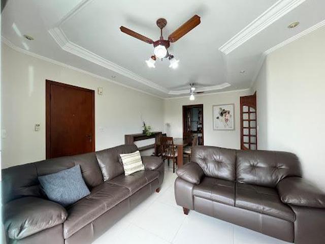 Apartamento próximo à praia com lazer — Astúrias — Guarujá