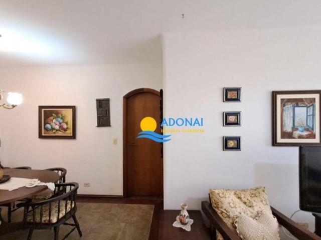Apartamento próximo à praia com lazer — Enseada — Guarujá