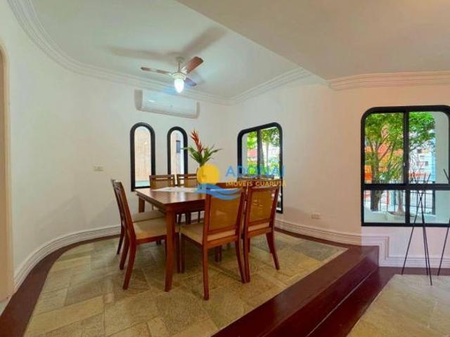 Apartamento próximo à praia com lazer — Enseada — Guarujá
