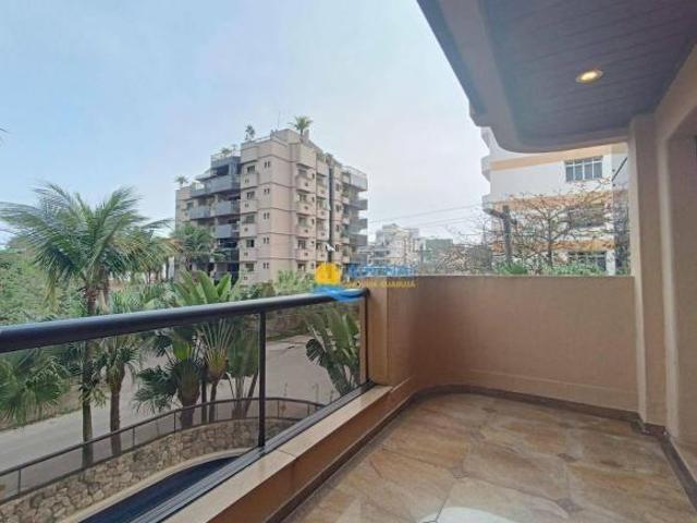Apartamento próximo à praia com lazer — Enseada — Guarujá