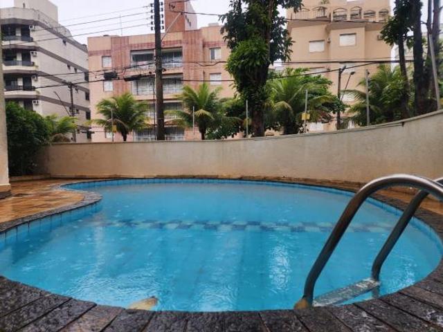 Apartamento próximo à praia com lazer — Enseada — Guarujá