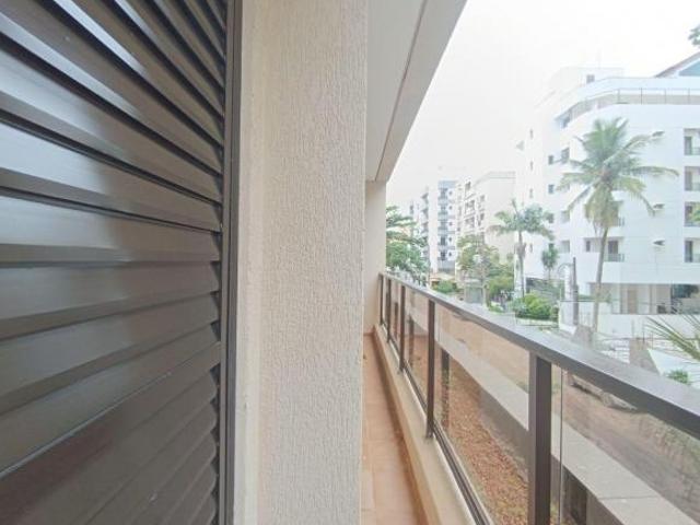 Apartamento próximo à praia com lazer — Enseada — Guarujá