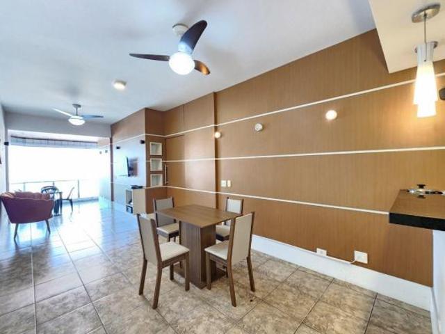 Apartamento próximo à praia com lazer — Enseada — Guarujá