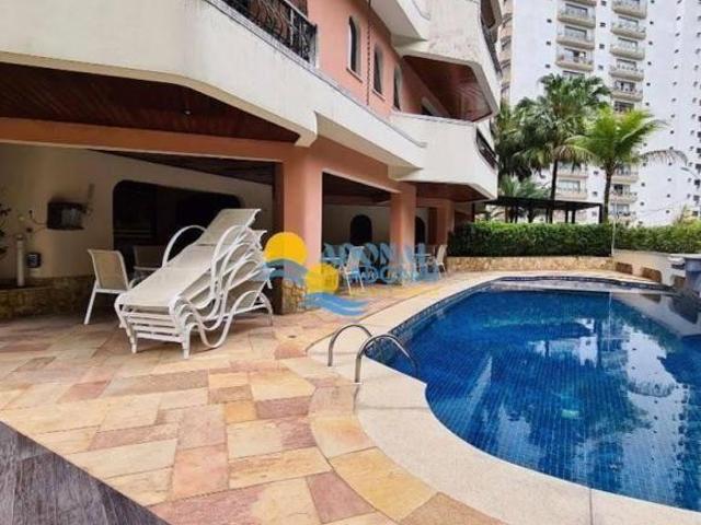 Apartamento próximo à praia com lazer — Pitangueiras — Guarujá