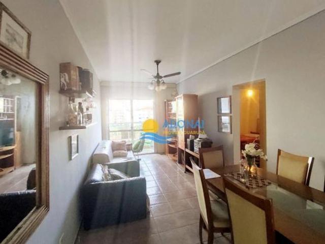 Apartamento próximo à praia com sacada — Astúrias — Guarujá