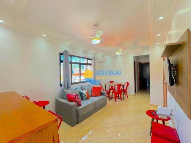 Apartamento próximo à praia com sacada — Enseada — Guarujá