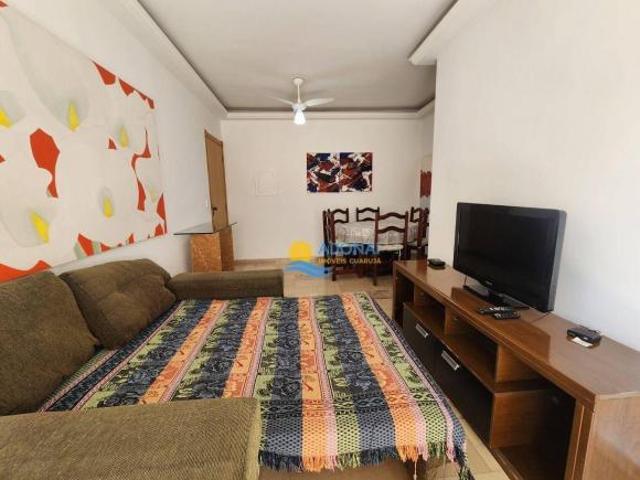 Apartamento próximo à praia com sacada — Enseada — Guarujá