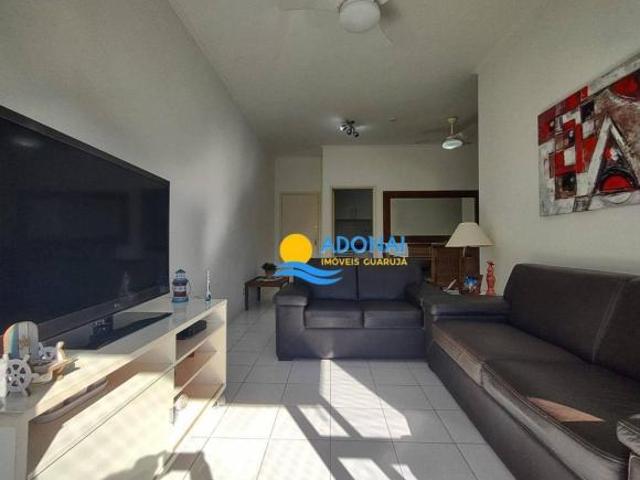 Apartamento próximo à praia com sacada — Enseada — Guarujá