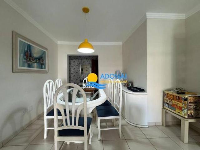 Apartamento próximo à praia com sacada — Enseada — Guarujá