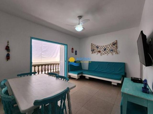 Apartamento próximo à praia com sacada — Enseada — Guarujá