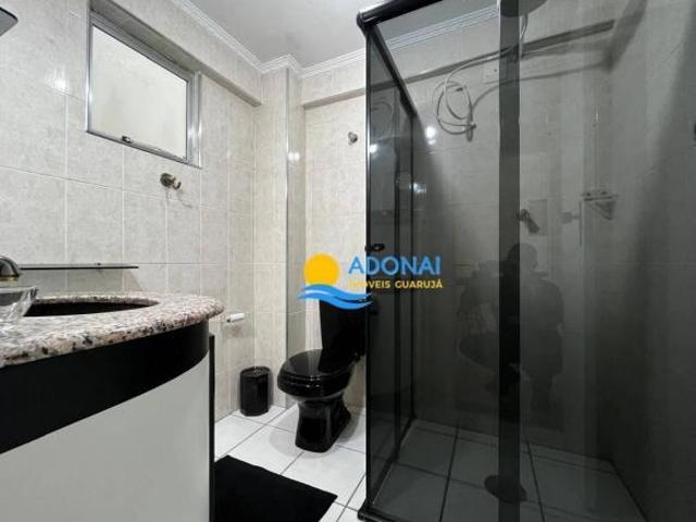 Apartamento próximo à praia com sacada — Enseada — Guarujá