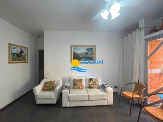 Apartamento próximo à praia com sacada — Enseada — Guarujá
