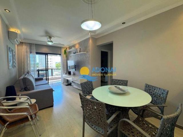 Apartamento próximo à praia com sacada — Enseada — Guarujá