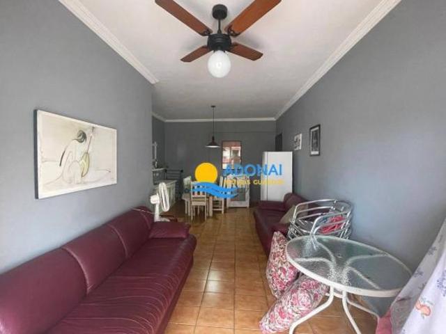 Apartamento próximo à praia com sacada — Enseada — Guarujá