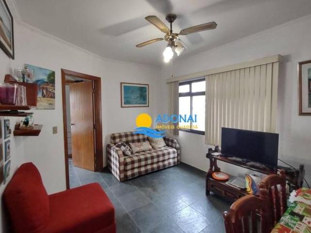 Apartamento próximo à praia com sacada — Enseada — Guarujá