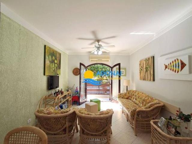 Apartamento próximo à praia com sacada — Enseada — Guarujá