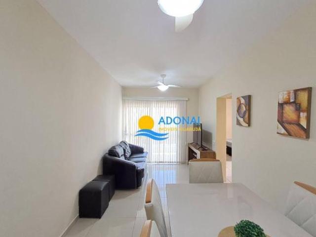 Apartamento próximo à praia com sacada — Enseada — Guarujá
