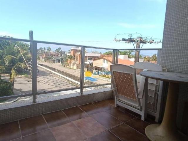 Apartamento próximo à praia com sacada — Enseada — Guarujá