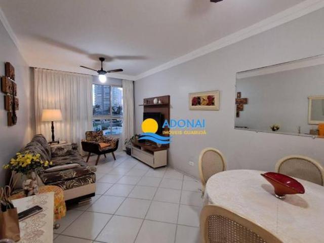 Apartamento próximo à praia com sacada — Enseada — Guarujá