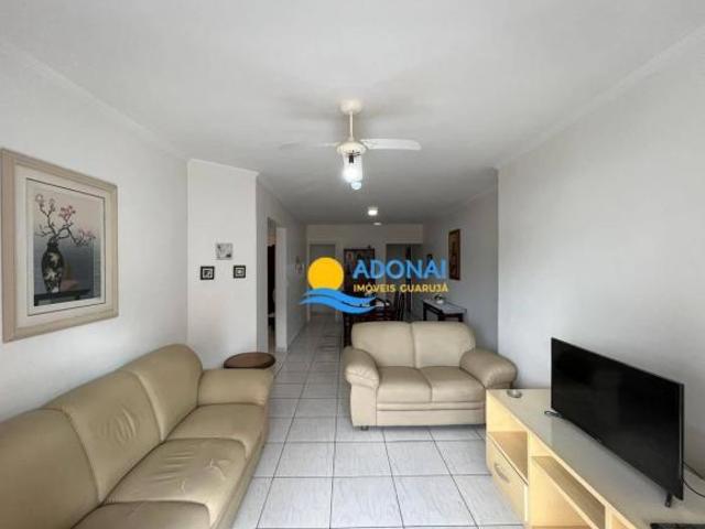 Apartamento próximo à praia com sacada — Enseada — Guarujá
