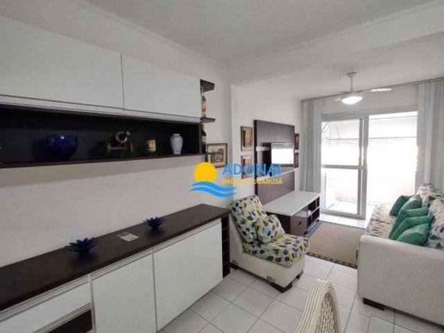 Apartamento próximo à praia com sacada — Enseada — Guarujá