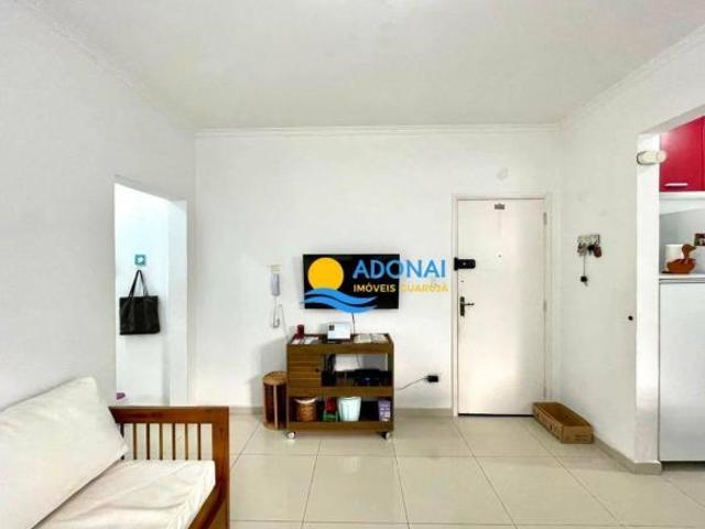 Apartamento próximo à praia com sacada — Jardim Asturias — Guarujá