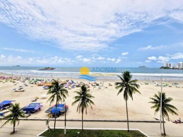 Apartamento próximo à praia com sacada — Pitangueiras — Guarujá