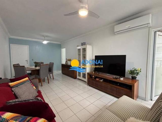 Apartamento próximo à praia com sacada — Pitangueiras — Guarujá