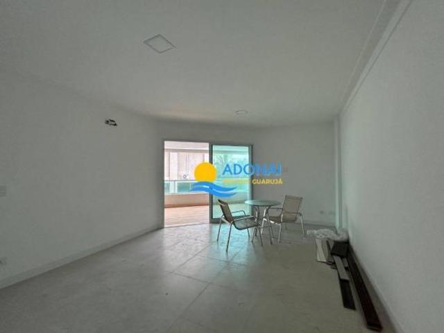 Apartamento próximo à praia com varanda gourmet — Enseada — Guarujá