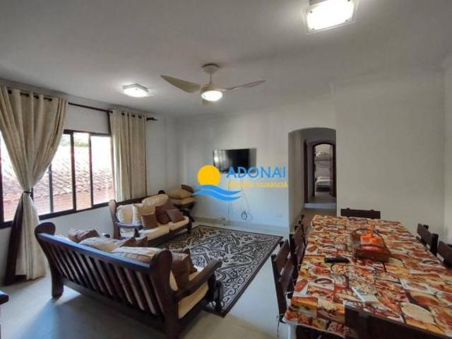 Apartamento próximo à praia com varanda gourmet — Enseada — Guarujá